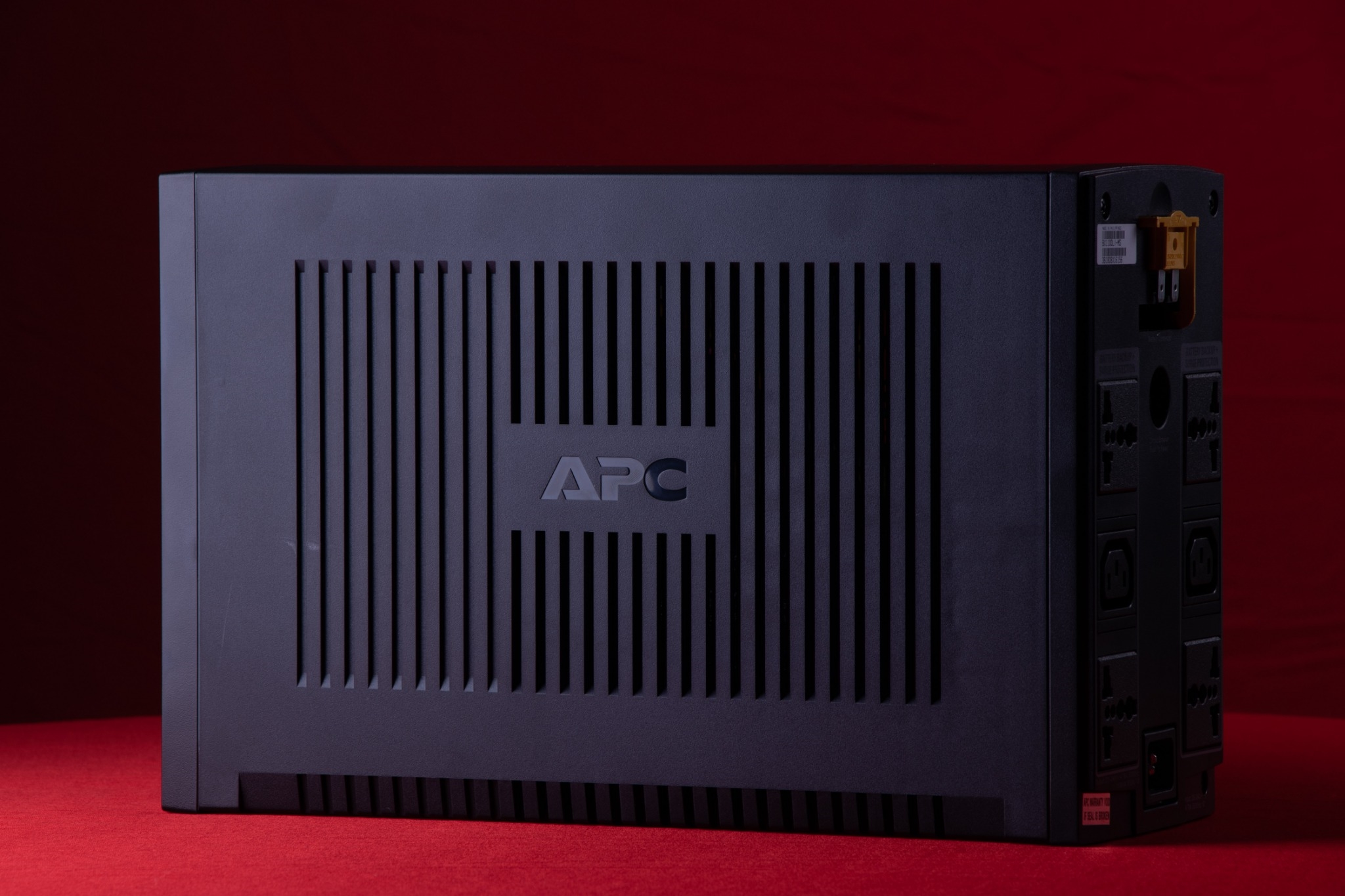 เครื่องสำรองไฟ APC UPS BX1100LI-MS มั่นใจ ปลอดภัย ได้มาตรฐาน - BaNANA