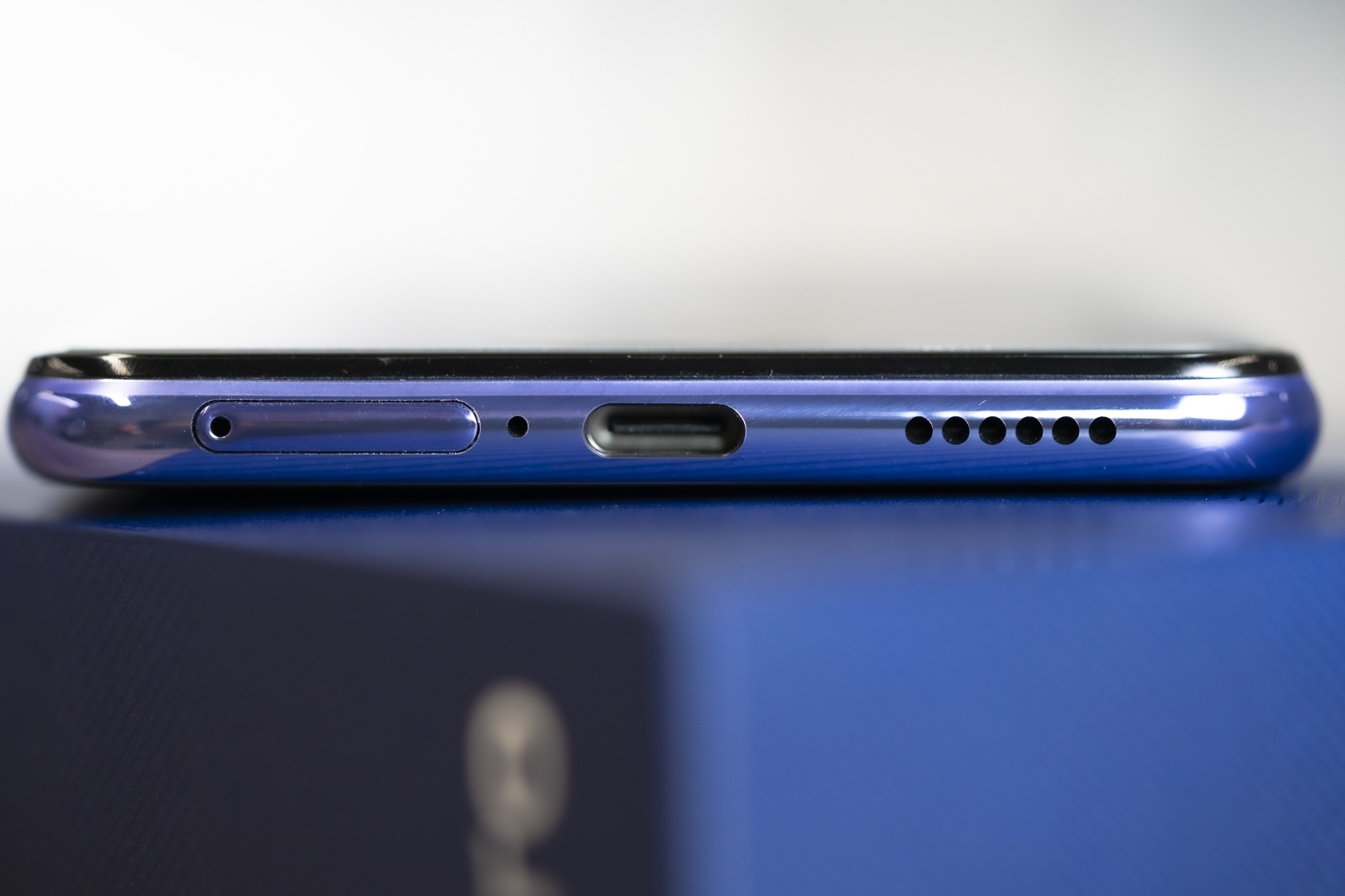 รีวิว Vivo V20 Pro 5G สมาร์ทโฟน 5G บางที่สุดในโลก พร้อมกล้องถ่ายรูปสุด ...